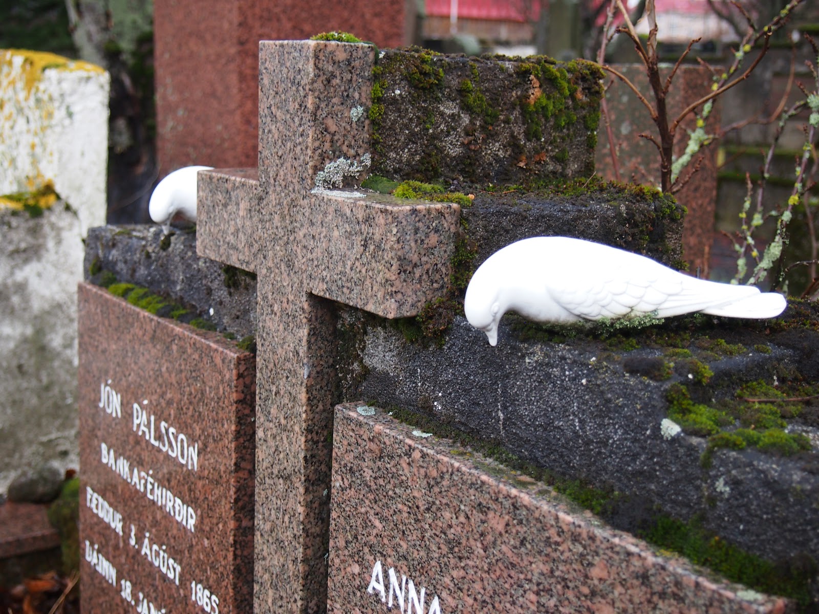 “The largest and oldest museum in Reykjavik” – Hólavallagarður cemetery ...