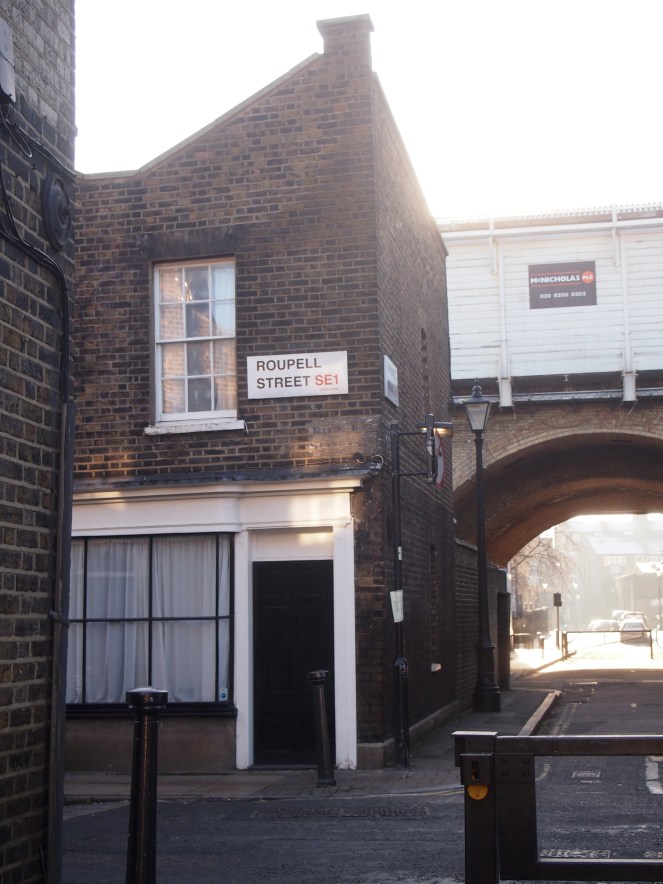 Discovering the “impossibly handsome” Roupell Street – Flickering Lamps