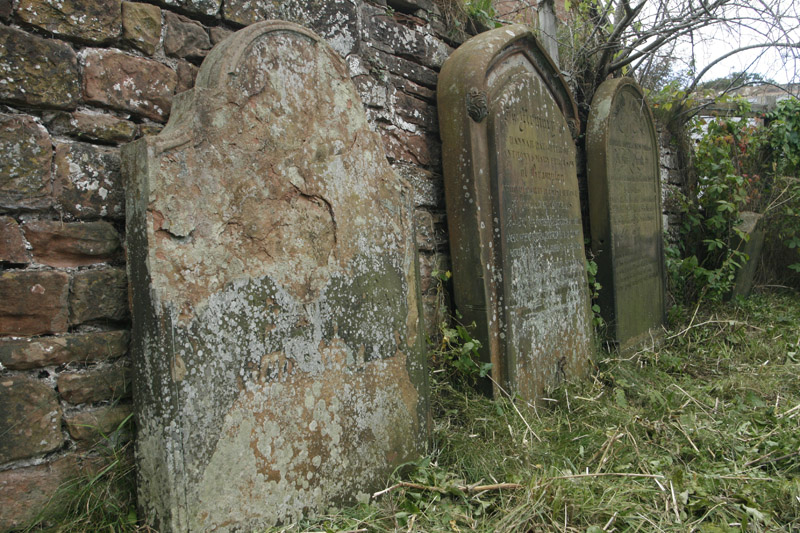 Buried under a boulder: the grave of a Lancashire “witch” – Flickering ...
