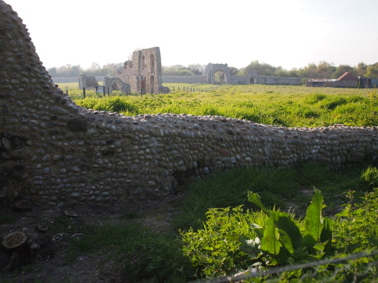 The last ruins of Dunwich, Suffolk’s lost medieval town – Flickering Lamps