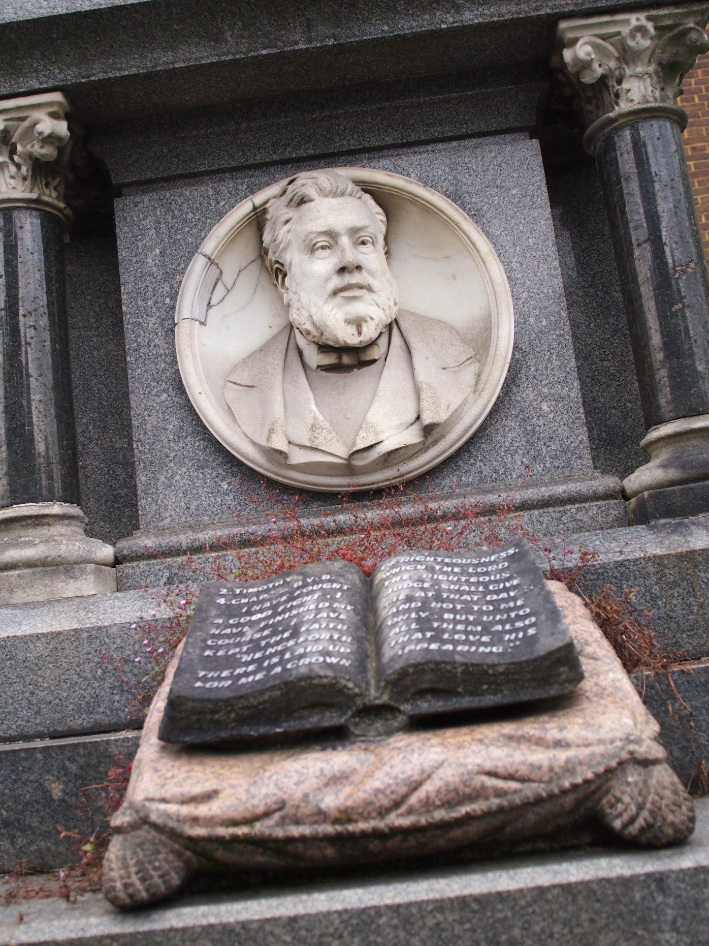 West Norwood: the first Gothic Revival cemetery – Flickering Lamps