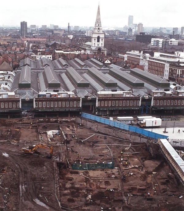 A medieval charnel house below the streets of Spitalfields – Flickering ...
